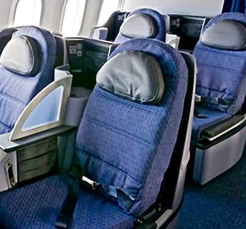 Review of United flight from Newark to Paris in Business