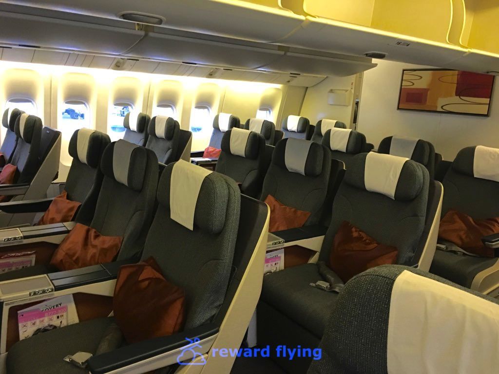 Review of Cathay Pacific flight from Taipei to Hong Kong in Business