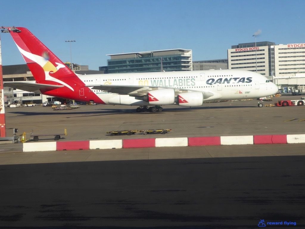 Review of Singapore Airlines flight from Sydney to Singapore in Business