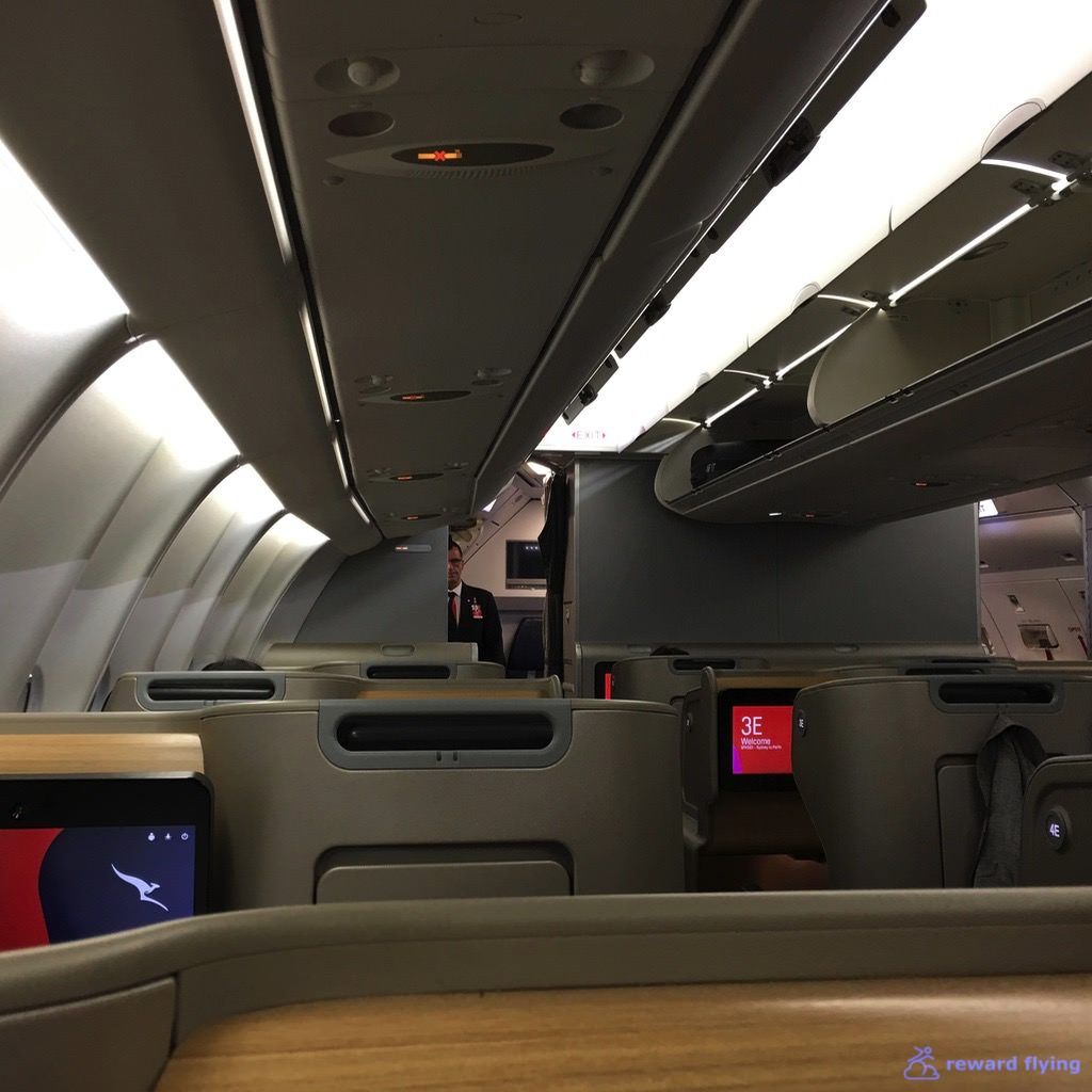 Review of Qantas flight from Sydney to Perth in Business