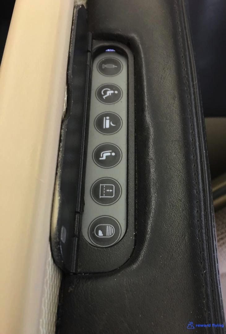 Review of Qantas flight from Melbourne to Los Angeles in First