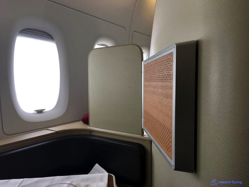 Review of Qantas flight from Melbourne to Los Angeles in First