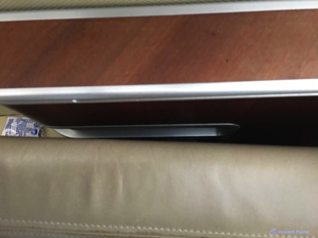 Review of Qantas flight from Melbourne to Los Angeles in First