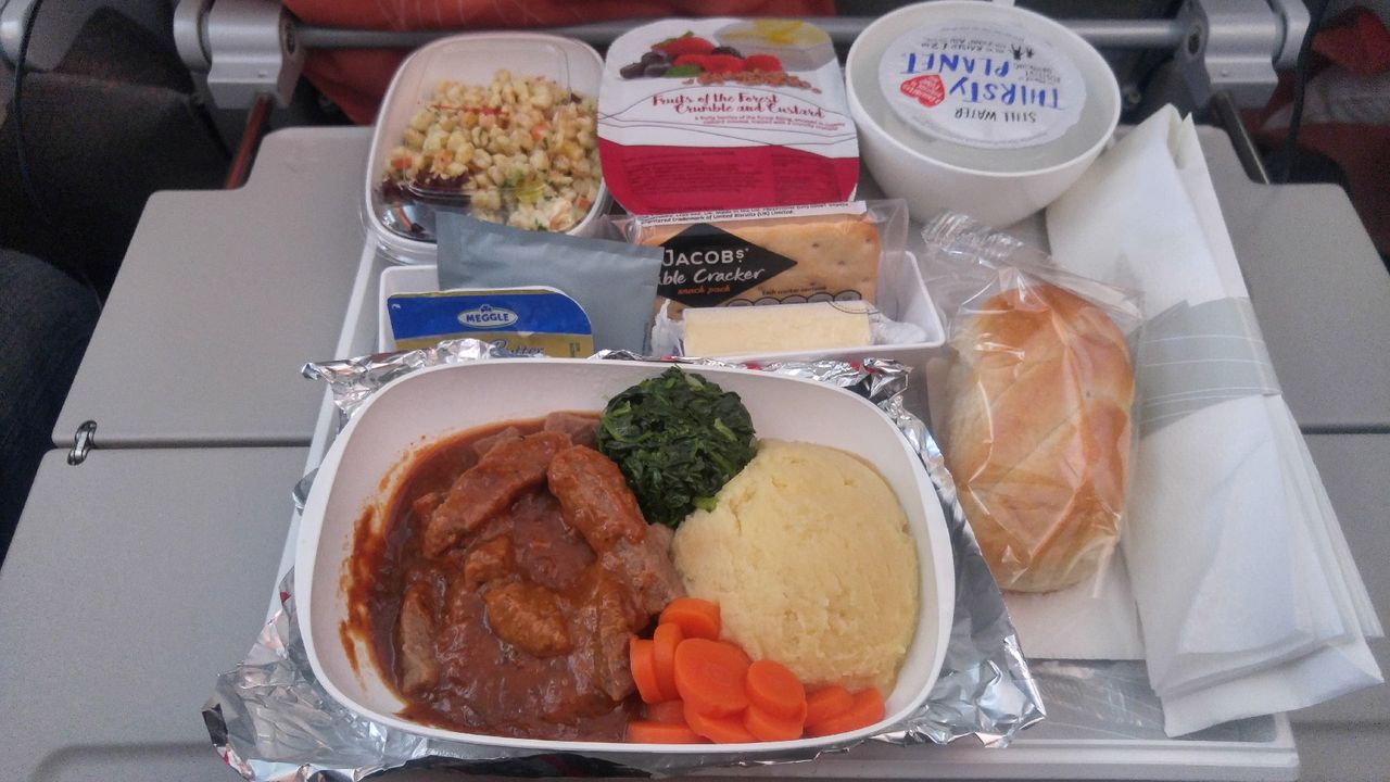 Review of Emirates flight from Amsterdam to Dubai in Economy