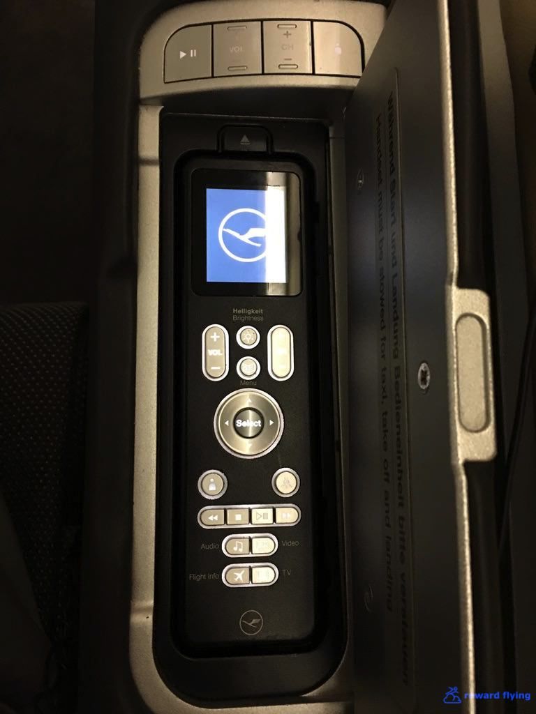 Review of Lufthansa flight from Chicago to Frankfurt in First