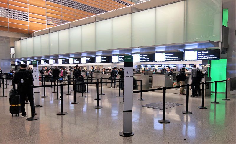 Review of EVA Air flight from San Francisco to Taipei in Premium Eco