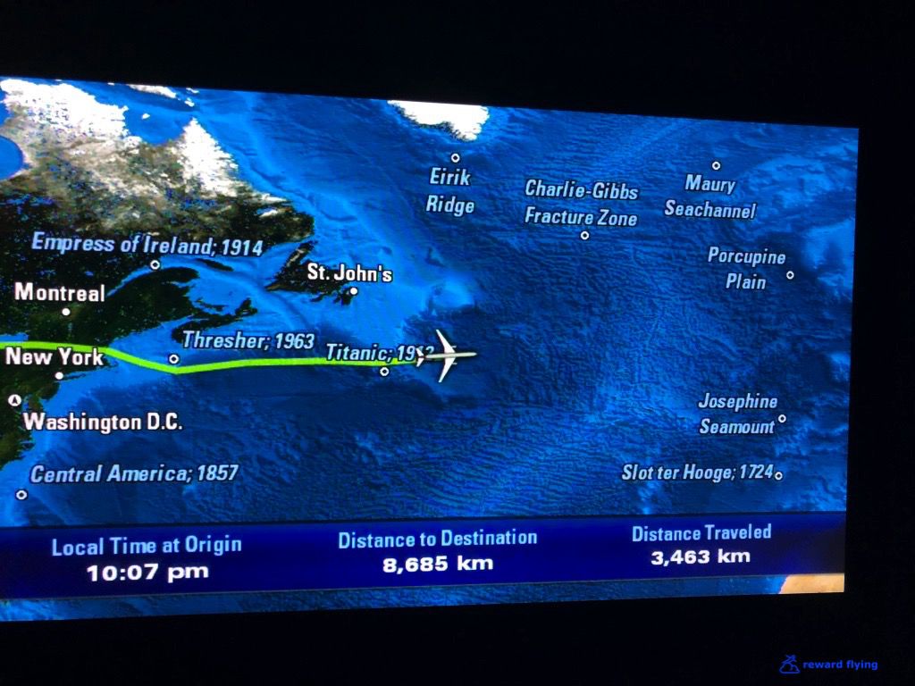 Review of Qatar Airways flight from Chicago to Doha in Business