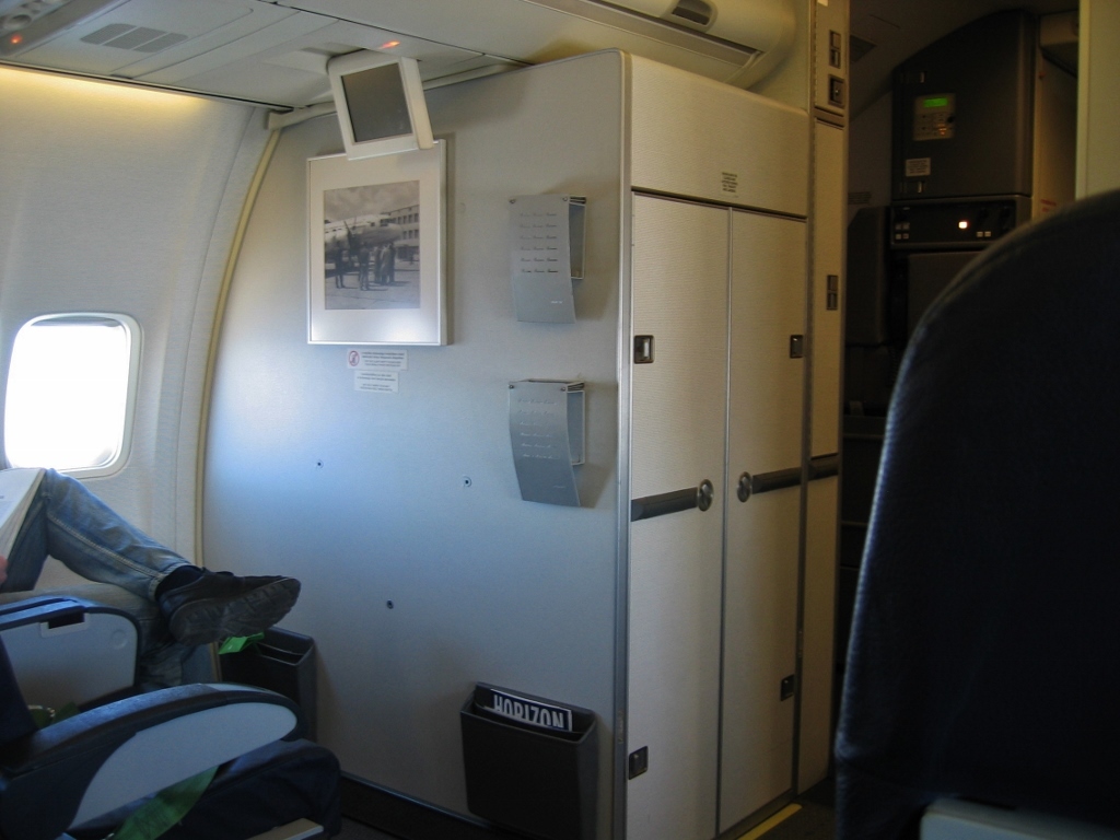 Review of Malev flight from Budapest to Frankfurt in Business