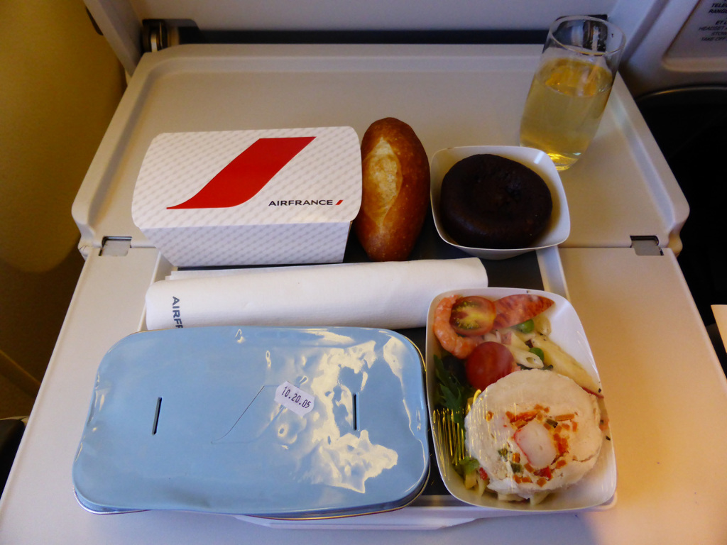 Review of Air France flight from Papeete to Los Angeles in Premium Eco