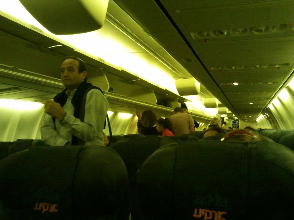 Review of Arkia Israel Airlines flight from Paris to Tel Aviv in Economy