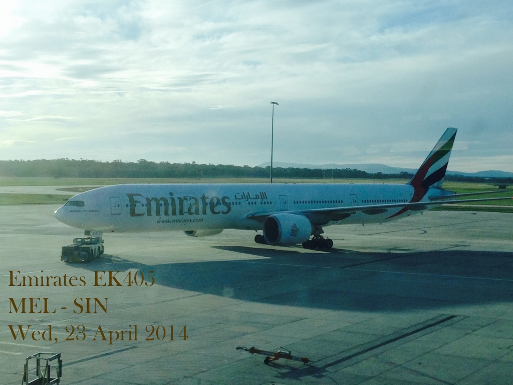 Review of Emirates flight from Melbourne to Singapore in Economy