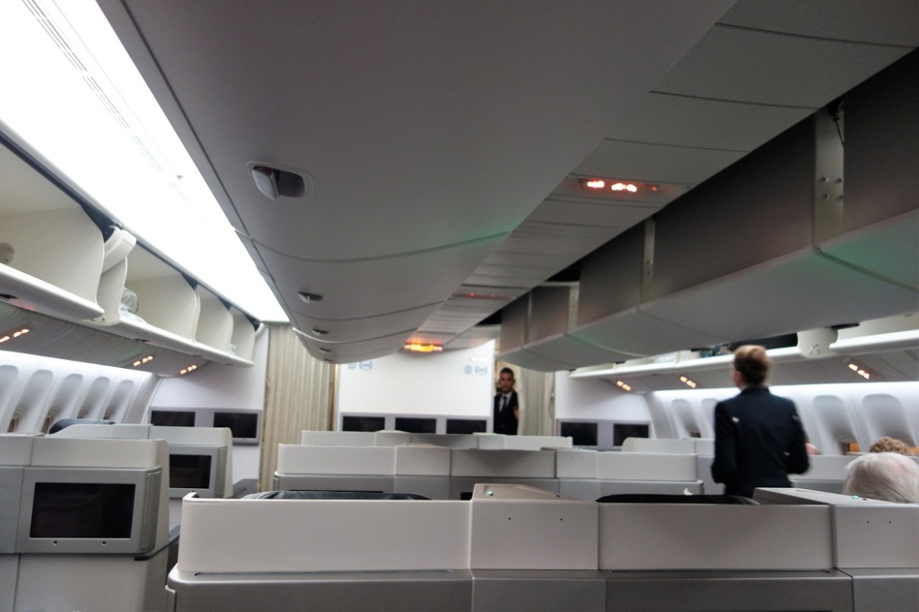 Review of Turkish Airlines flight from Istanbul to Hong Kong in Business