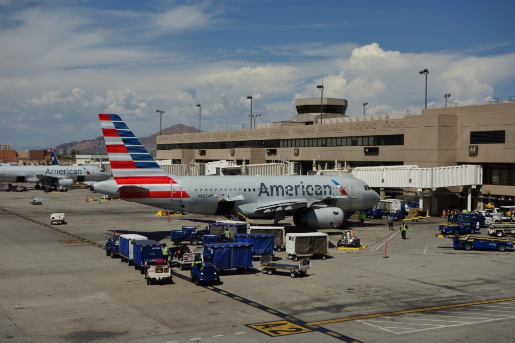 Review of US Airways flight from San Francisco to Phoenix in Economy