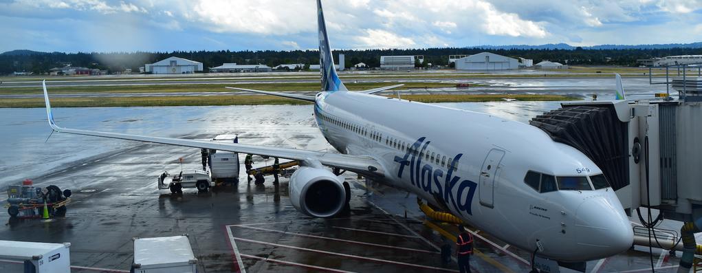 Review of Alaska Airlines flight from Portland to Los Angeles in ...