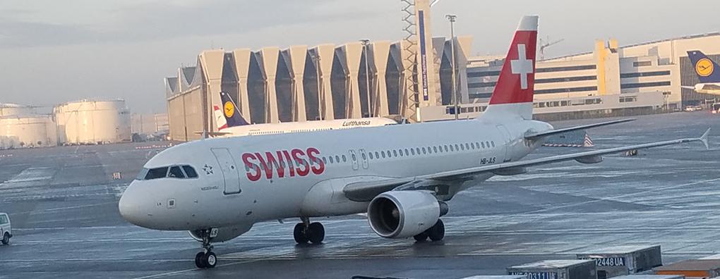 Review of SWISS flight from Frankfurt to Zurich in Business