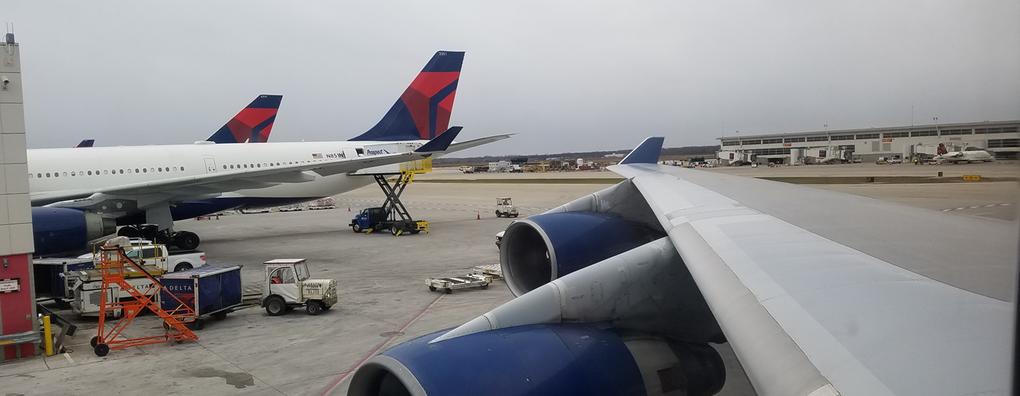 Review of Delta Air Lines flight from Detroit to Tokyo in Business