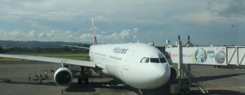 Review of Philippine Airlines flight from Davao City to Manila in Economy