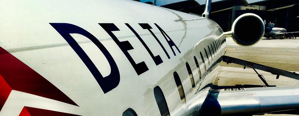 Review of Delta Connection flight from Los Angeles to Tucson in Economy