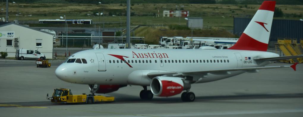 Review of Austrian Airlines flight from Vienna to Frankfurt in Business