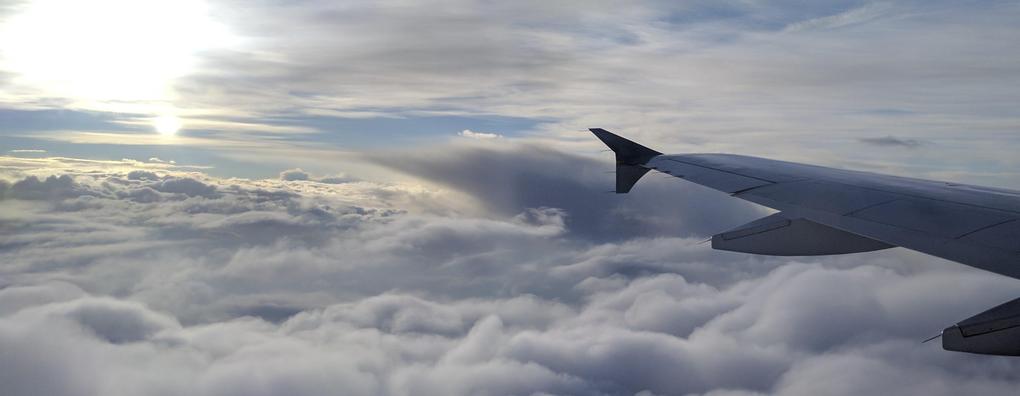 Review of United flight from Calgary to Denver in Economy
