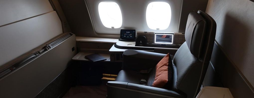 Review of Singapore Airlines flight from Singapore to Hong Kong in First