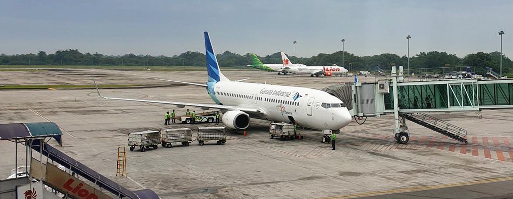 Review of Garuda Indonesia flight from Jakarta to Medan in Business