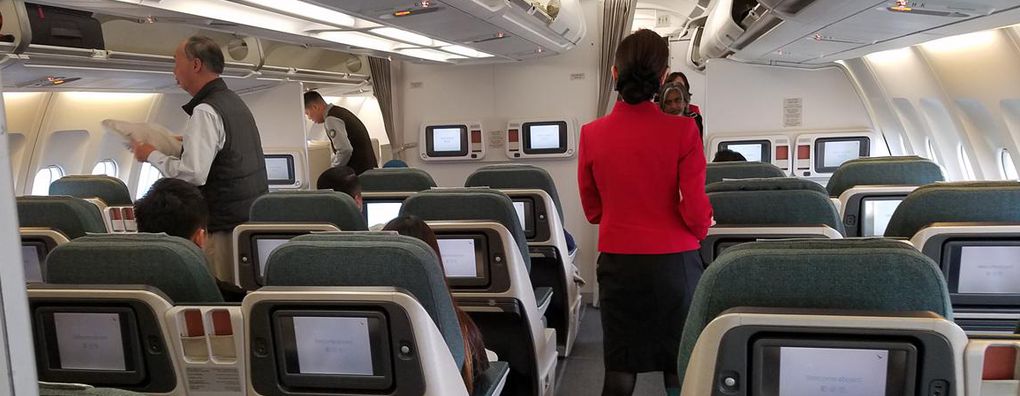 Review of Cathay Dragon flight from Kuala Lumpur to Hong Kong in Business
