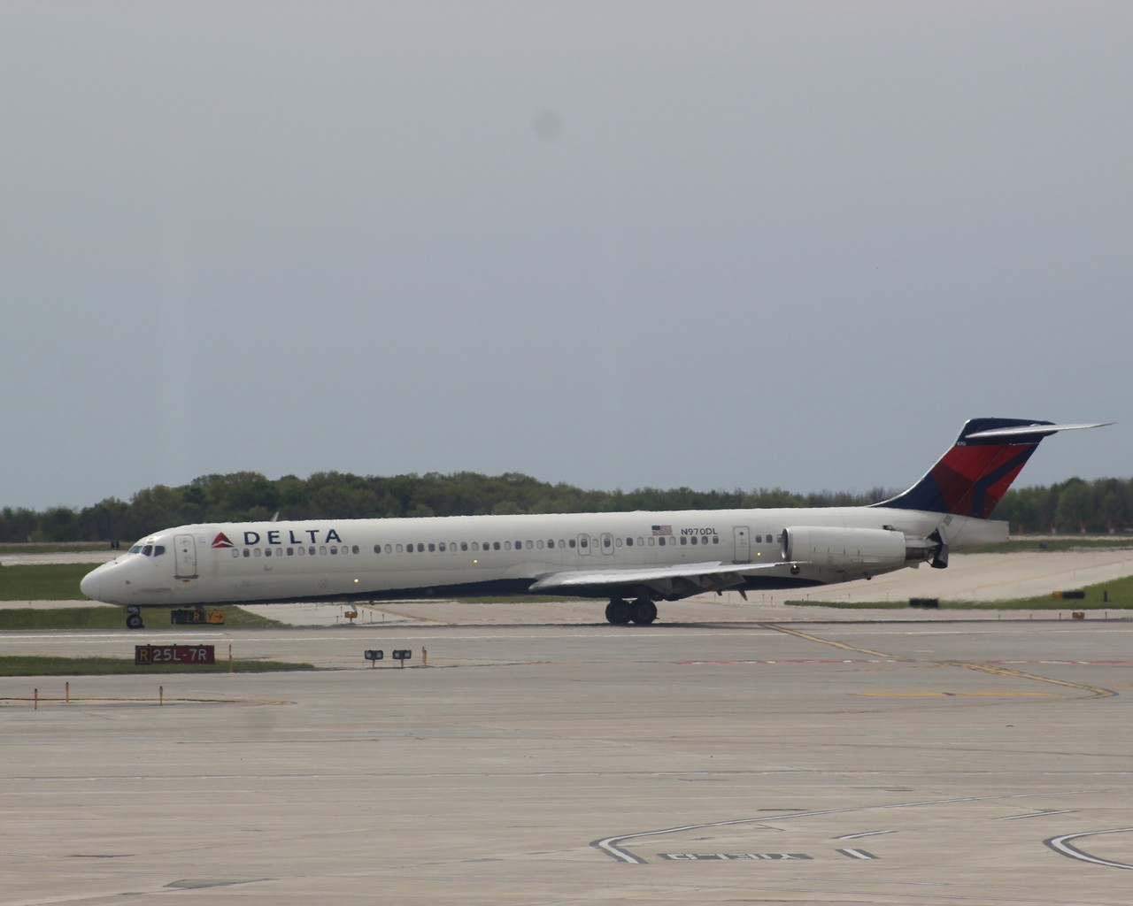Review of Delta Air Lines flight from Milwaukee to Atlanta in Premium Eco
