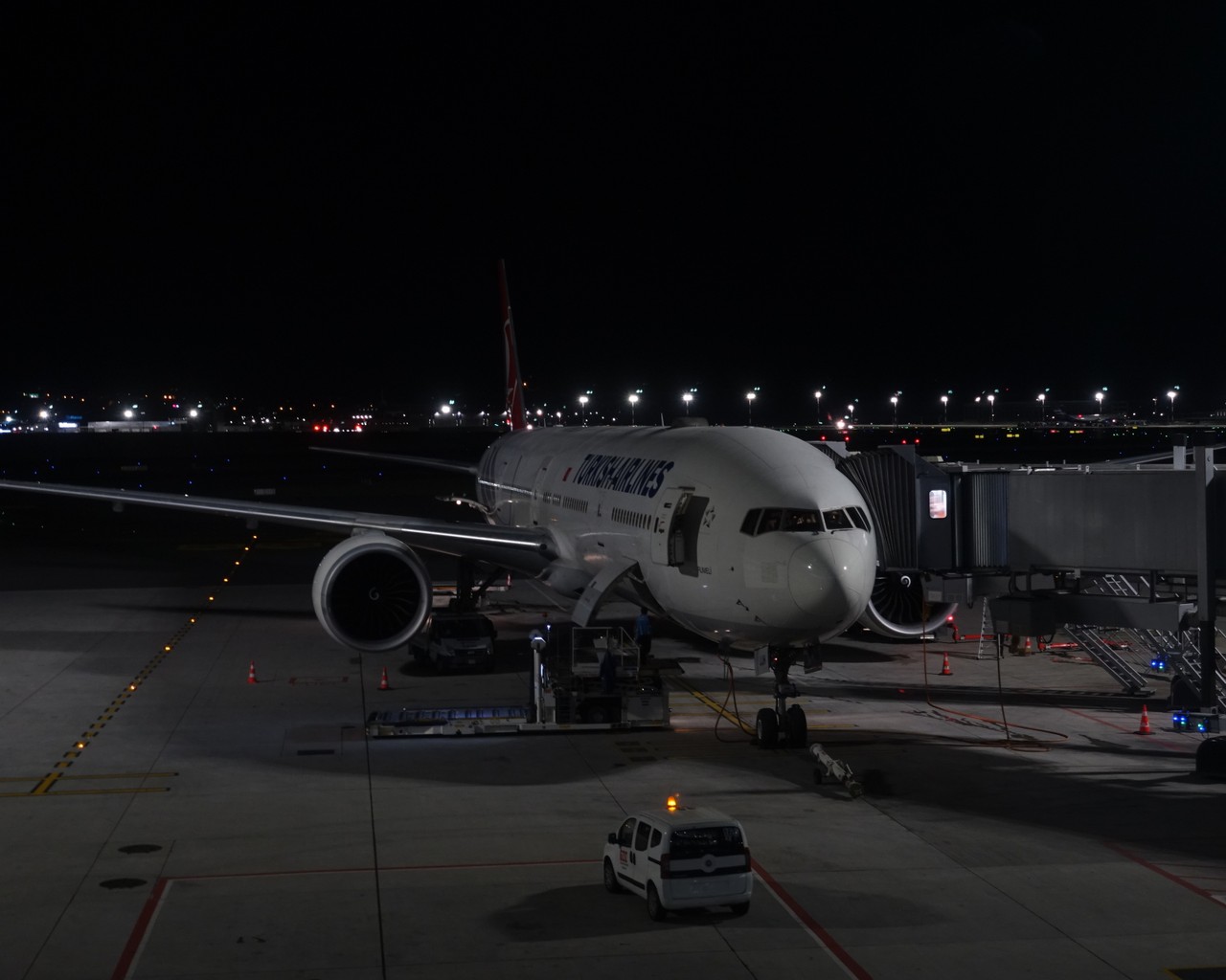 Review of Turkish Airlines flight from Istanbul to Hong Kong in Economy