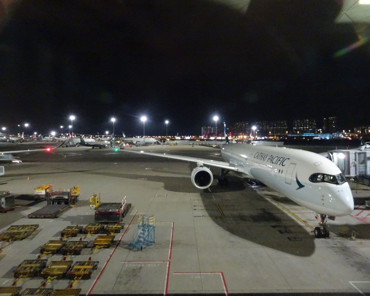 Review of Cathay Pacific flight from Hong Kong to Rome in Economy