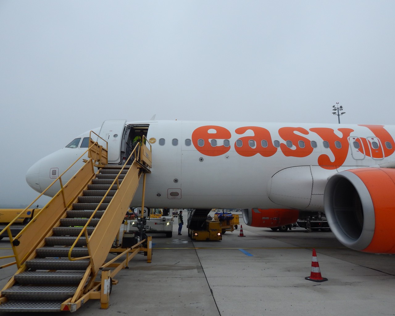 Review of easyJet flight from London to Vienna in Economy