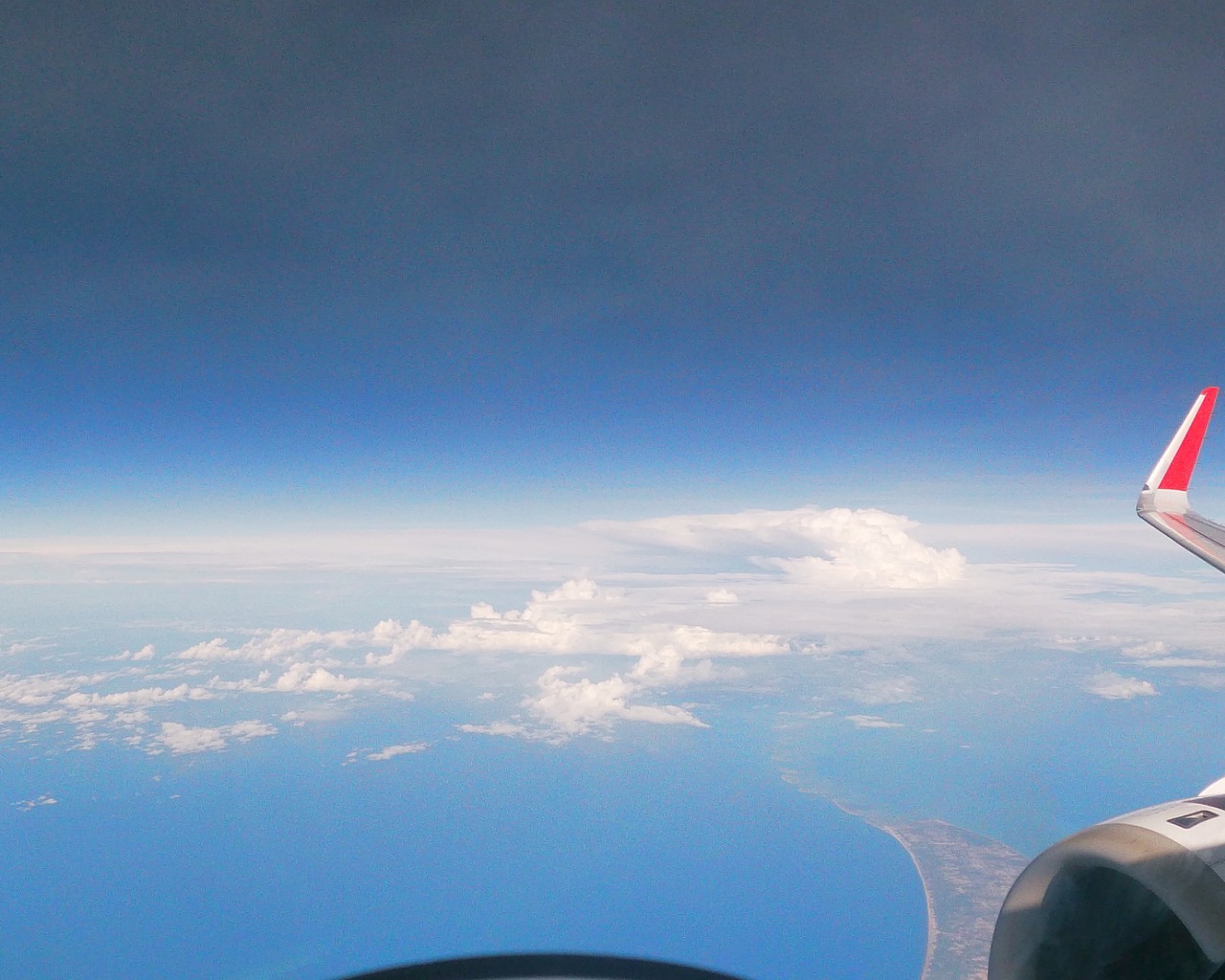 Review of SriLankan Airlines flight from New Delhi to Colombo in Economy