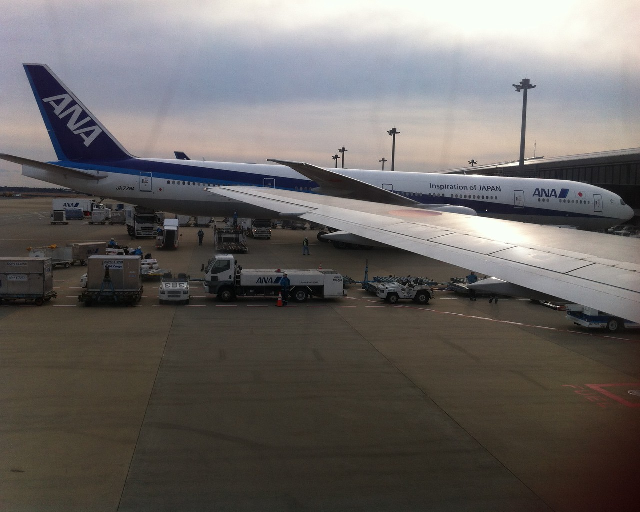 Review of ANA flight from Manila to Tokyo in Economy