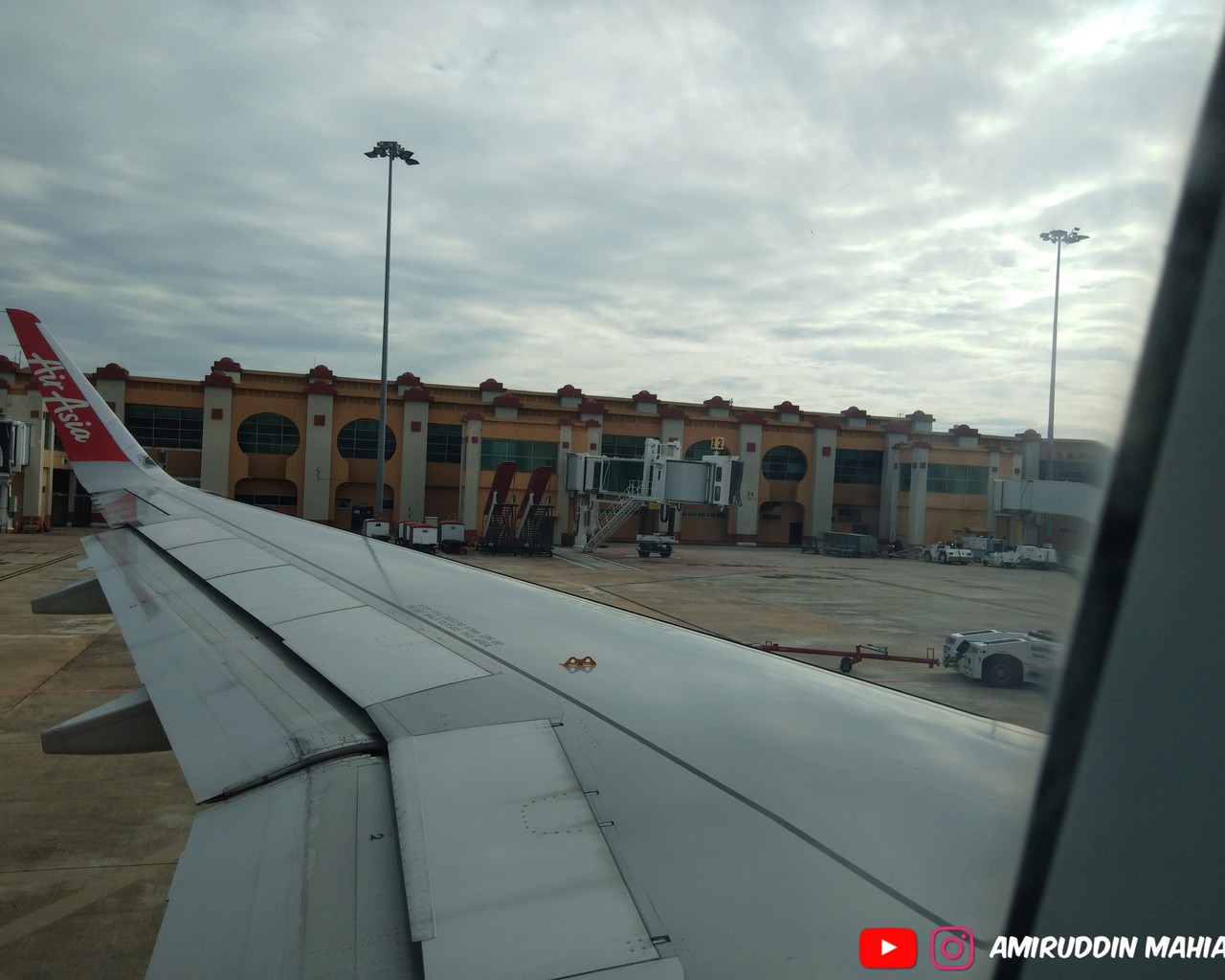Review of Air Asia flight from Kota Bharu to Kuala Lumpur in Economy