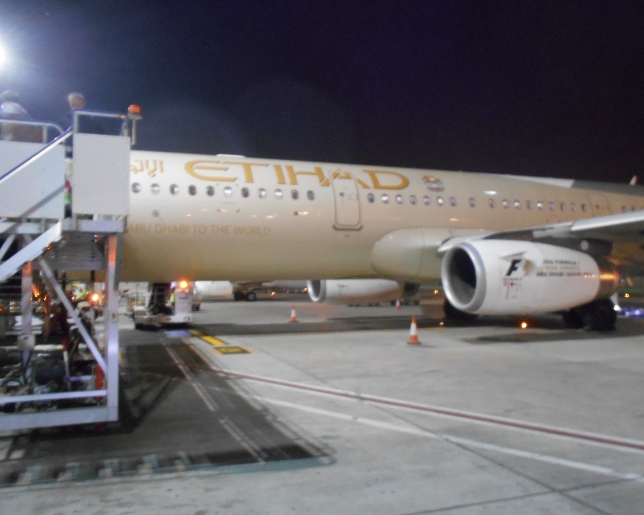 Review of Etihad Airways flight from Colombo to Abu Dhabi in Economy
