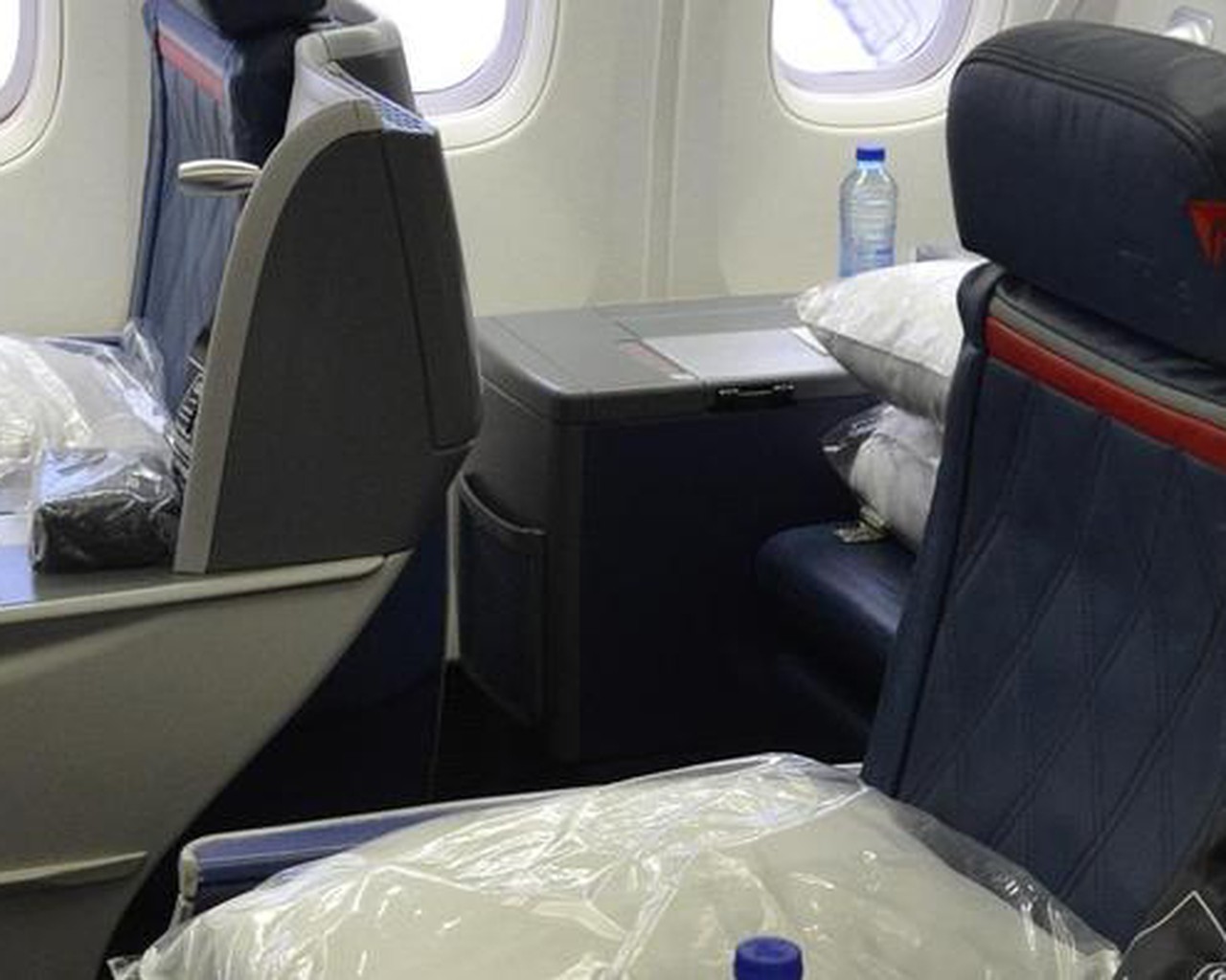 Review of Delta Air Lines flight from Paris to Seattle in Business