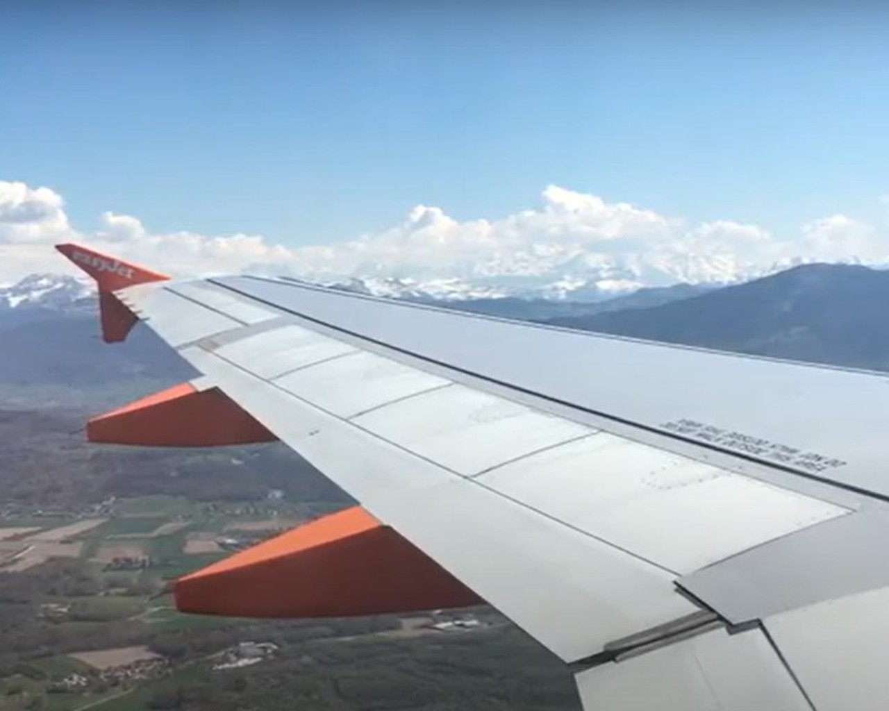 Review of easyJet flight from London to Geneva in Economy