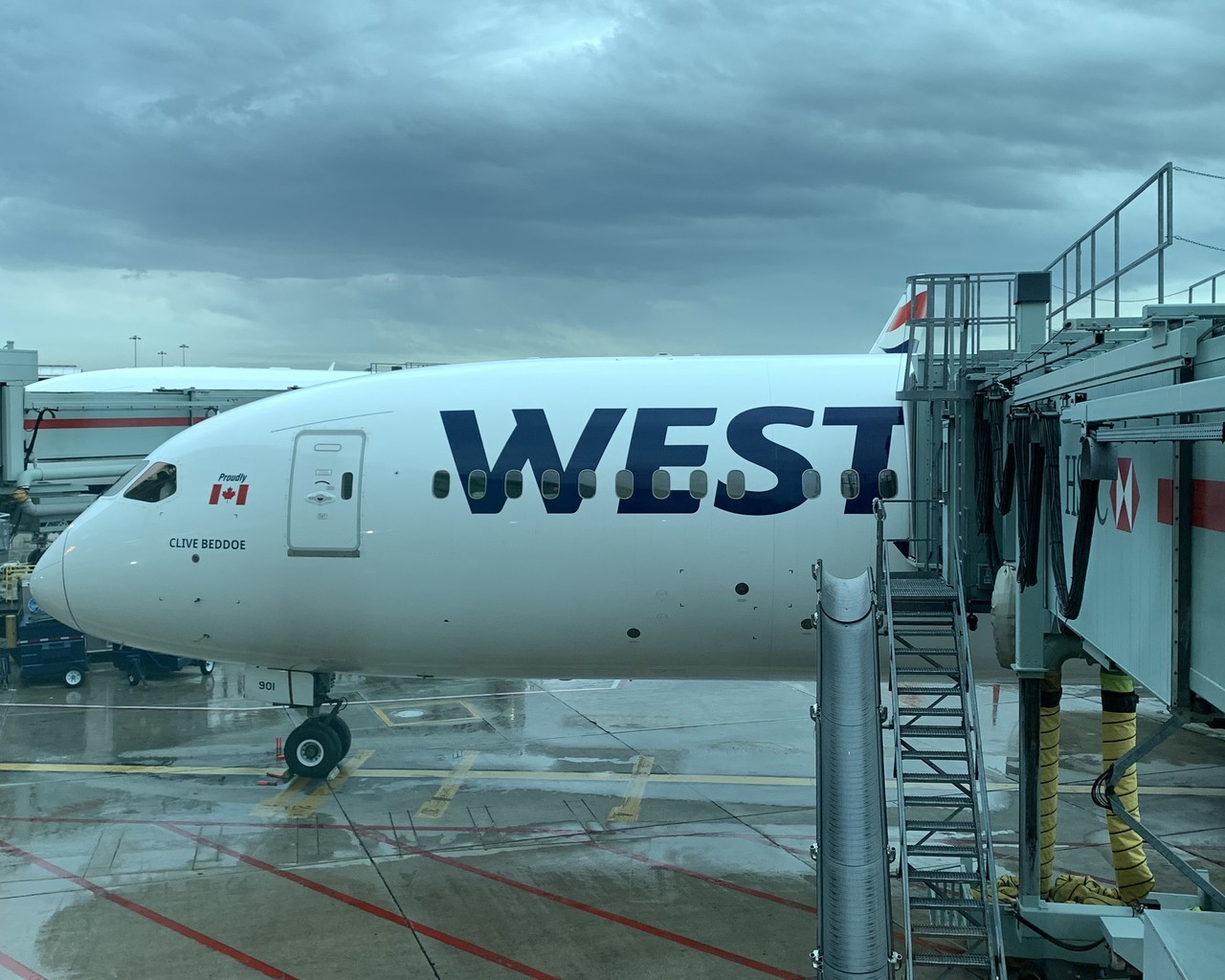 Avis du vol WestJet Toronto → Calgary en Economique