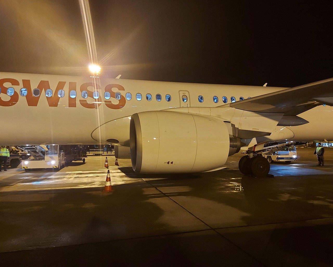 Review of SWISS flight from Zurich to Budapest in Business