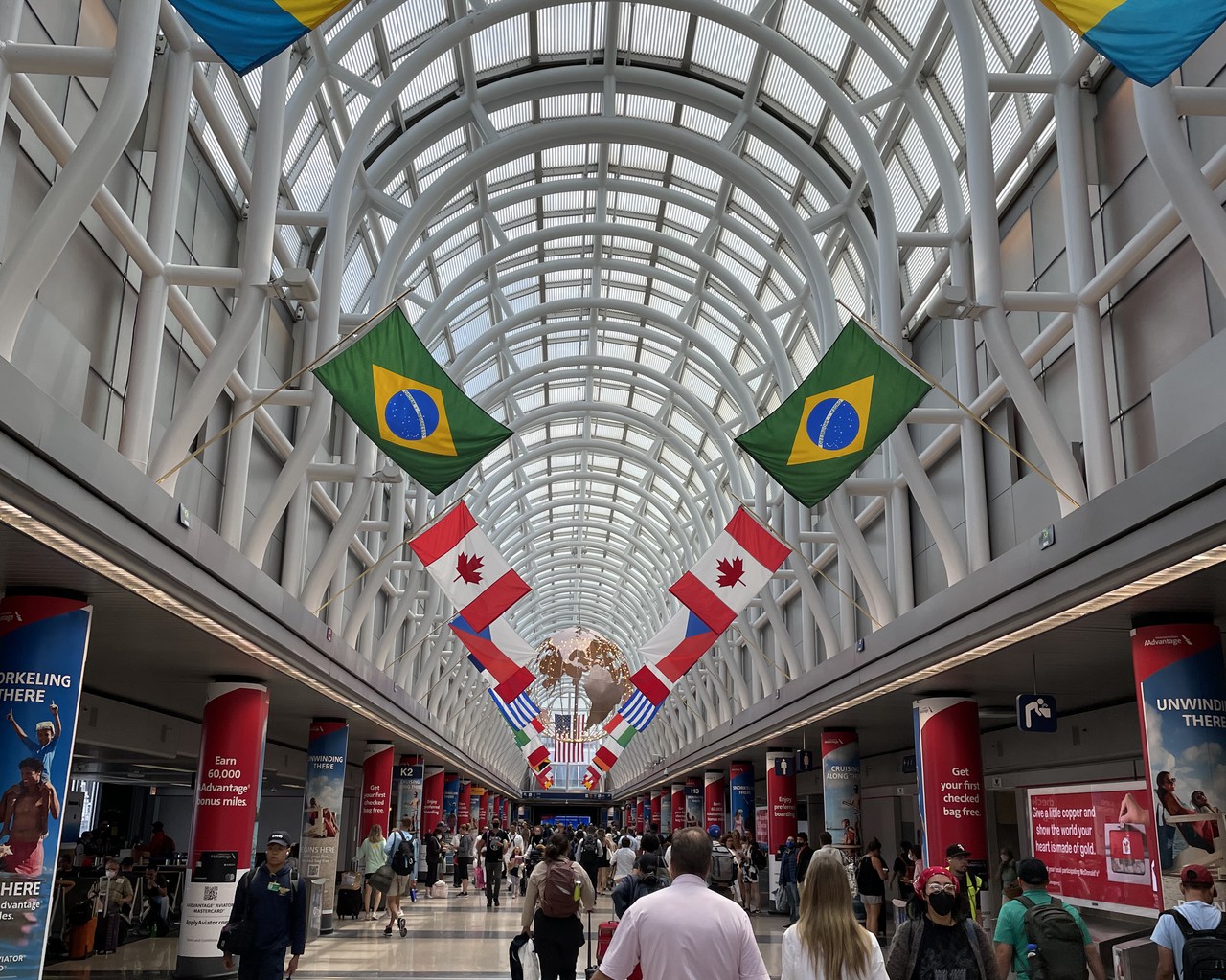 Review of American Airlines flight from Chicago to Dallas/Fort Worth in ...