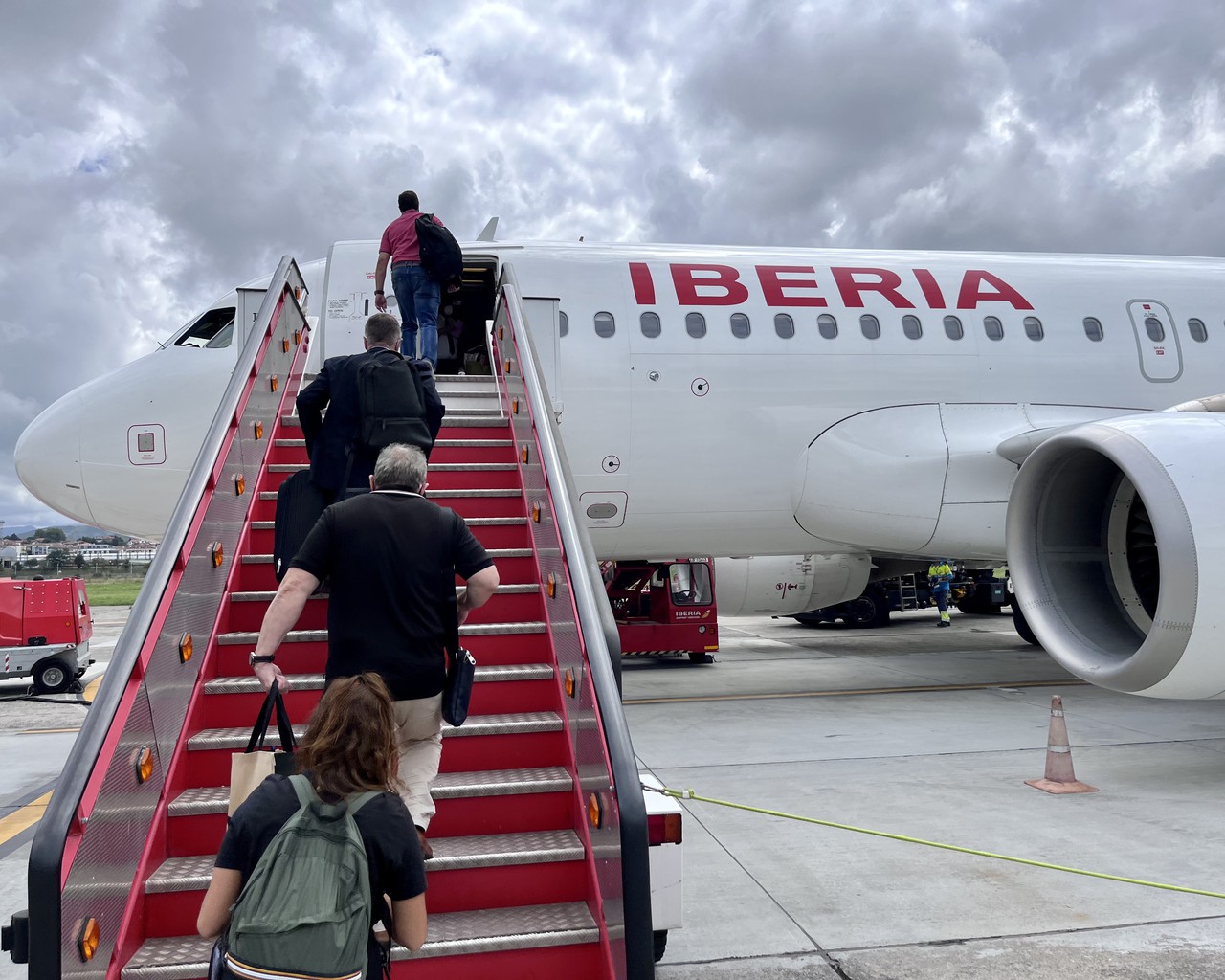 avis-du-vol-iberia-hondarribia-madrid-en-affaires