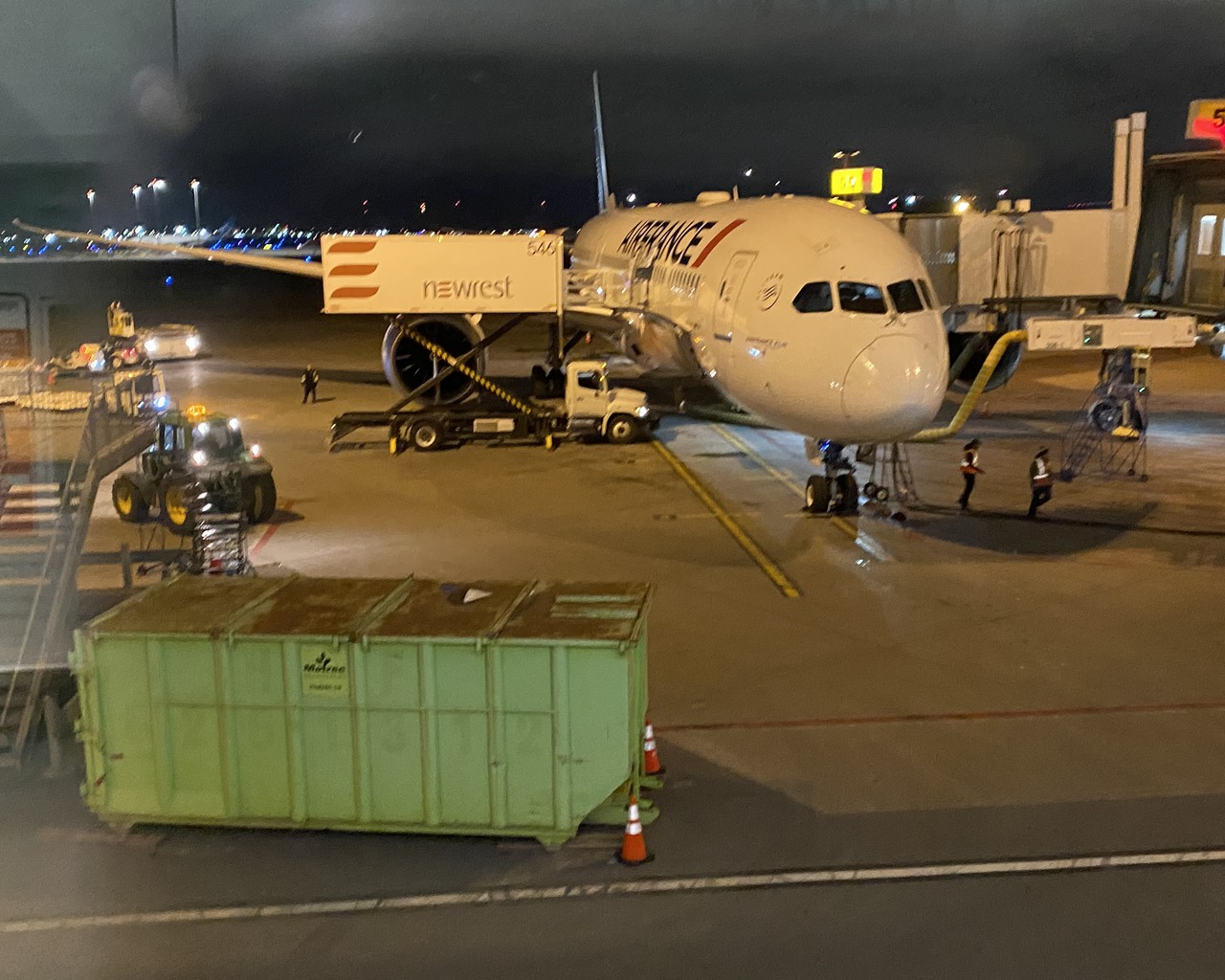 Avis du vol Air France Montreal → Paris en Affaires