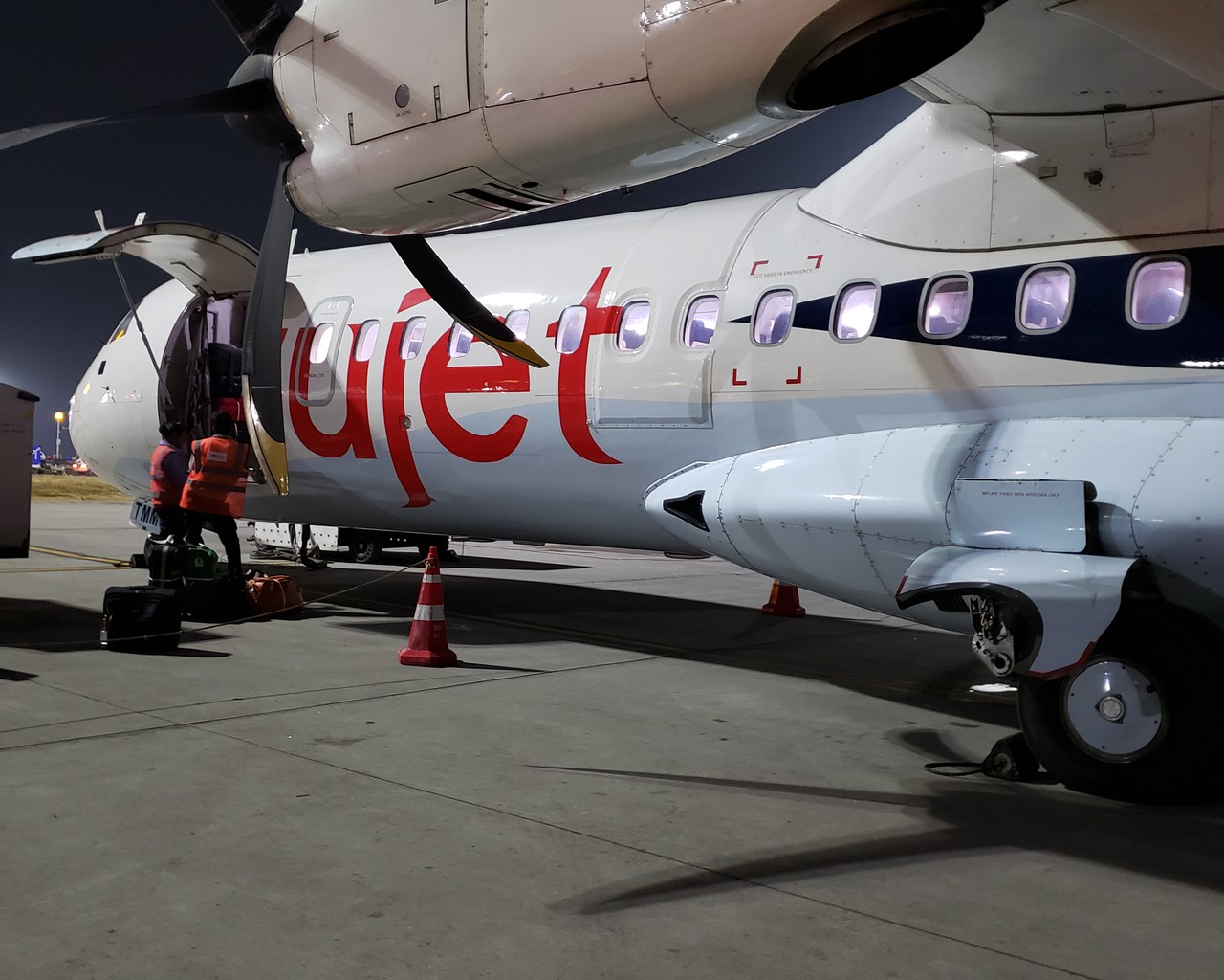 Review of TruJet flight from Toranagallu to Hyderabad in Economy