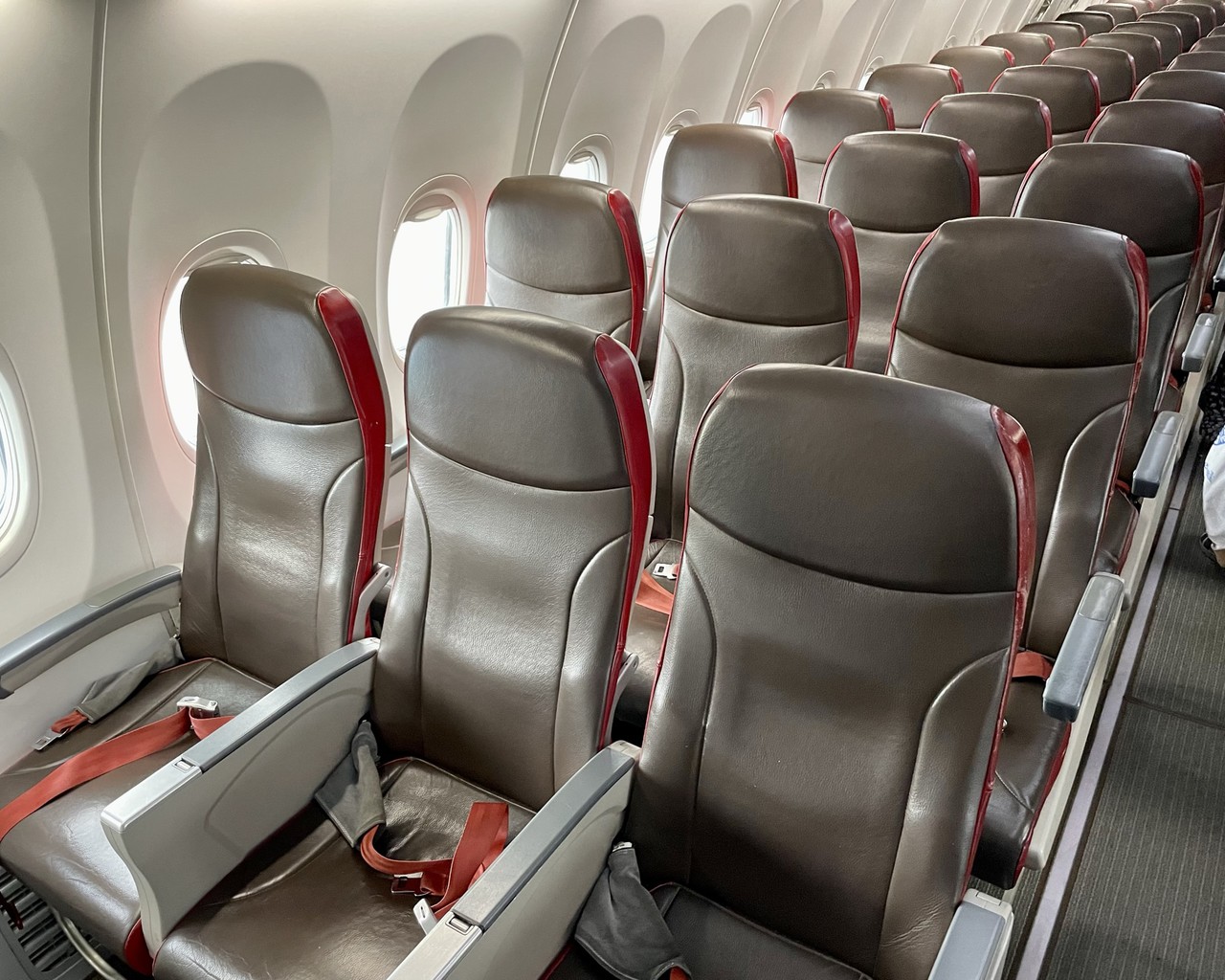 Review of Batik Air flight from Labuan Bajo-Flores Island to Jakarta in ...