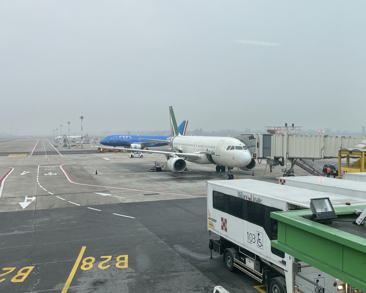 Review of ITA Airways flight from Milan to Rome in Economy