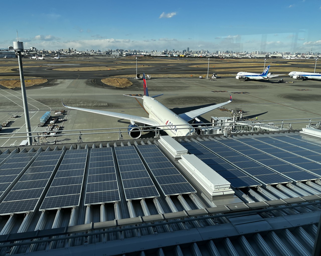 Review of Delta Air Lines flight from Tokyo to Seattle in Premium Eco