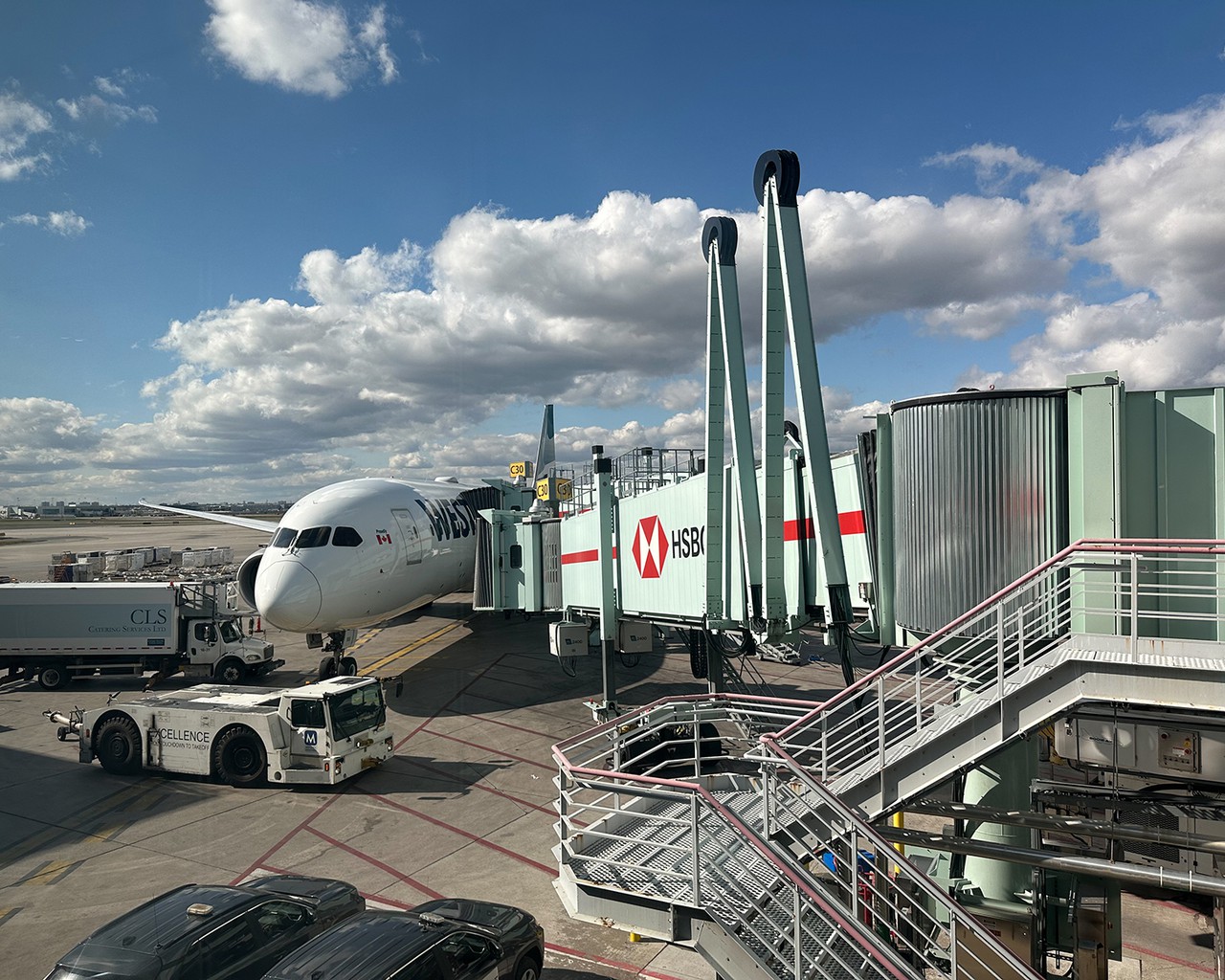 Review of WestJet flight from Calgary to Toronto in Economy