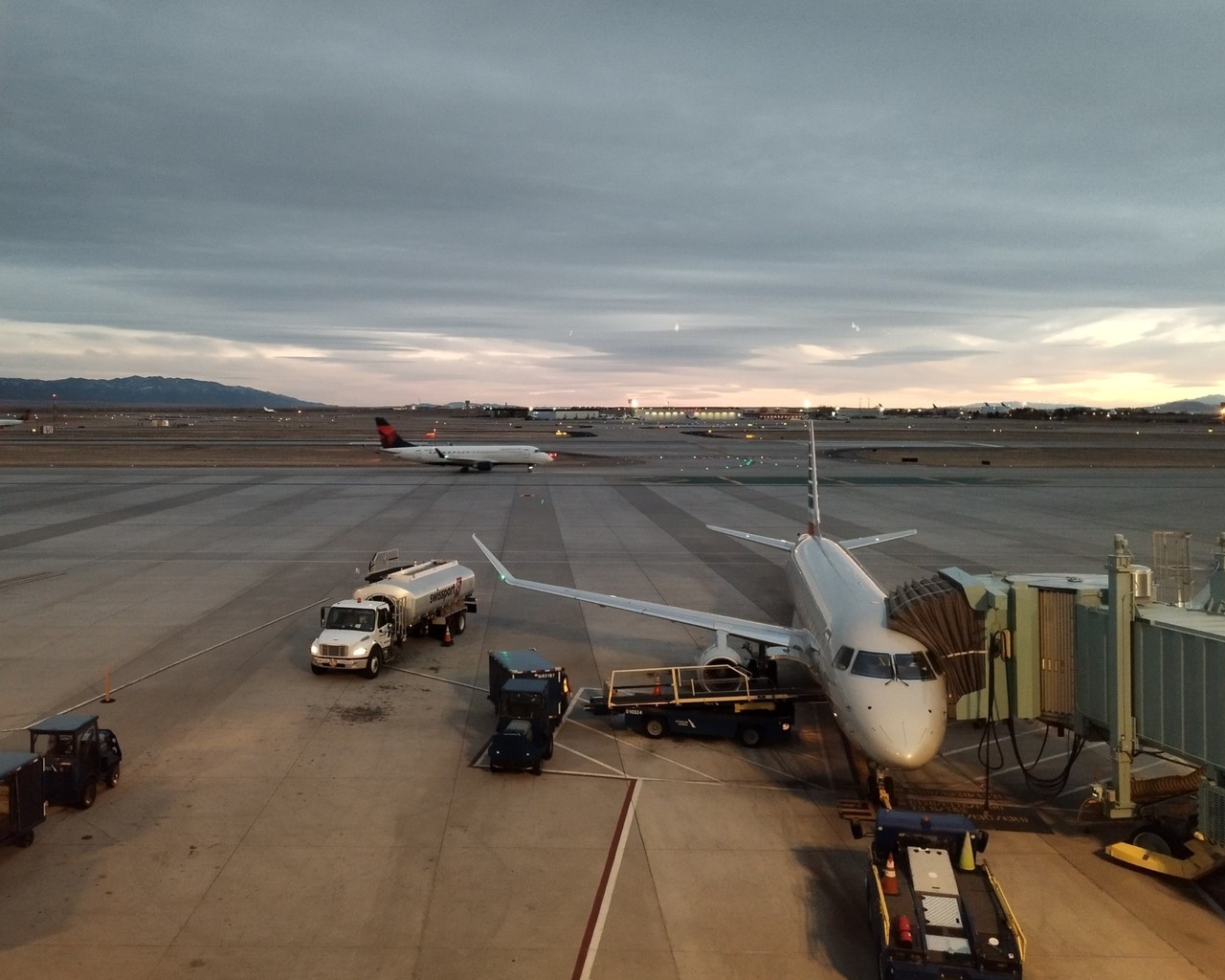 Avis du vol Delta Air Lines Albuquerque → Los Angeles en Domestic First