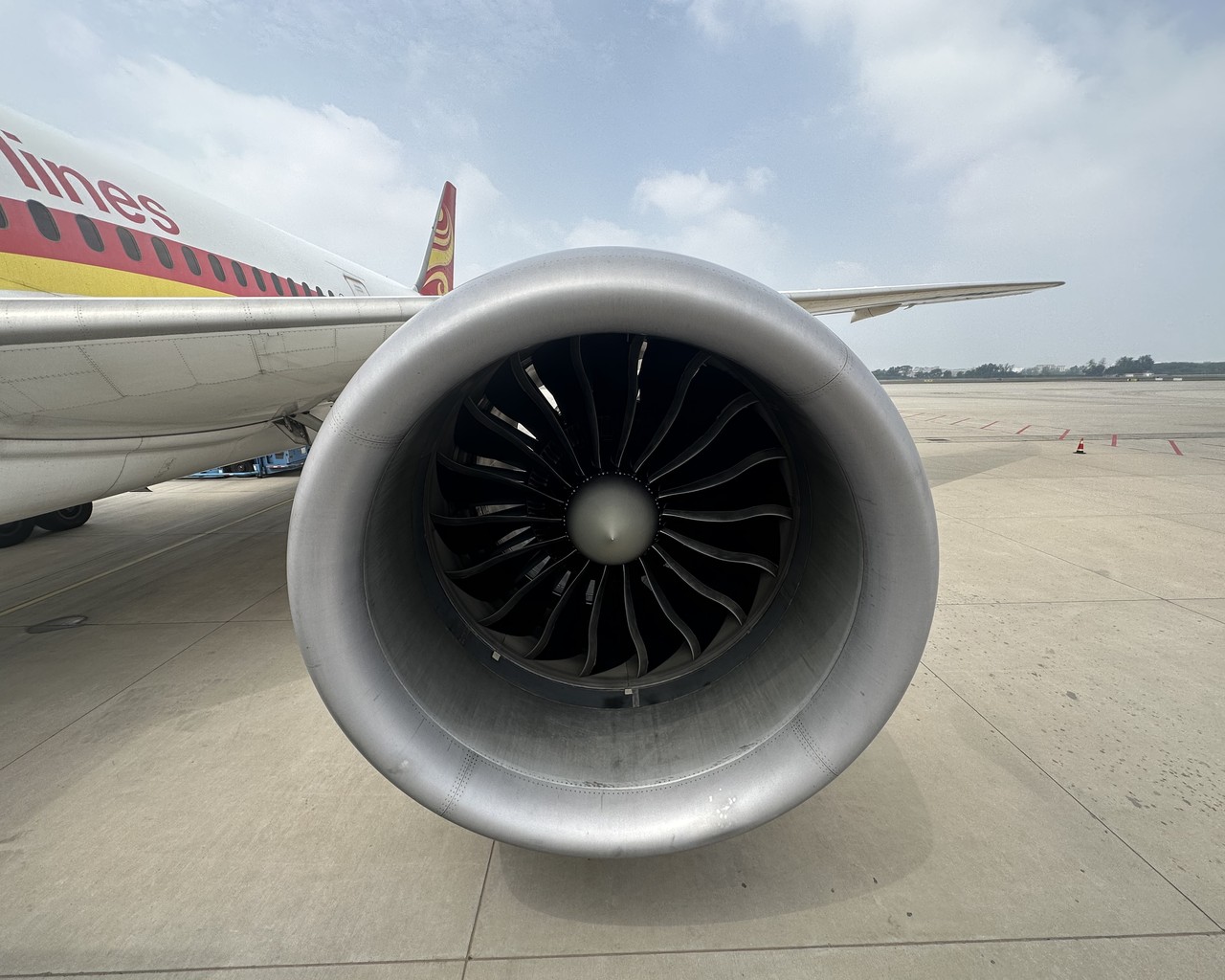 Review of Hainan Airlines flight from Beijing to Xi'an in Economy