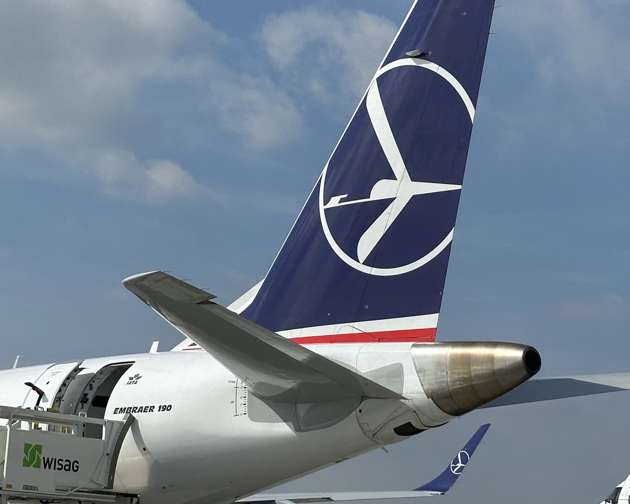 Avis du vol LOT Polish Frankfurt → Warsaw en Affaires